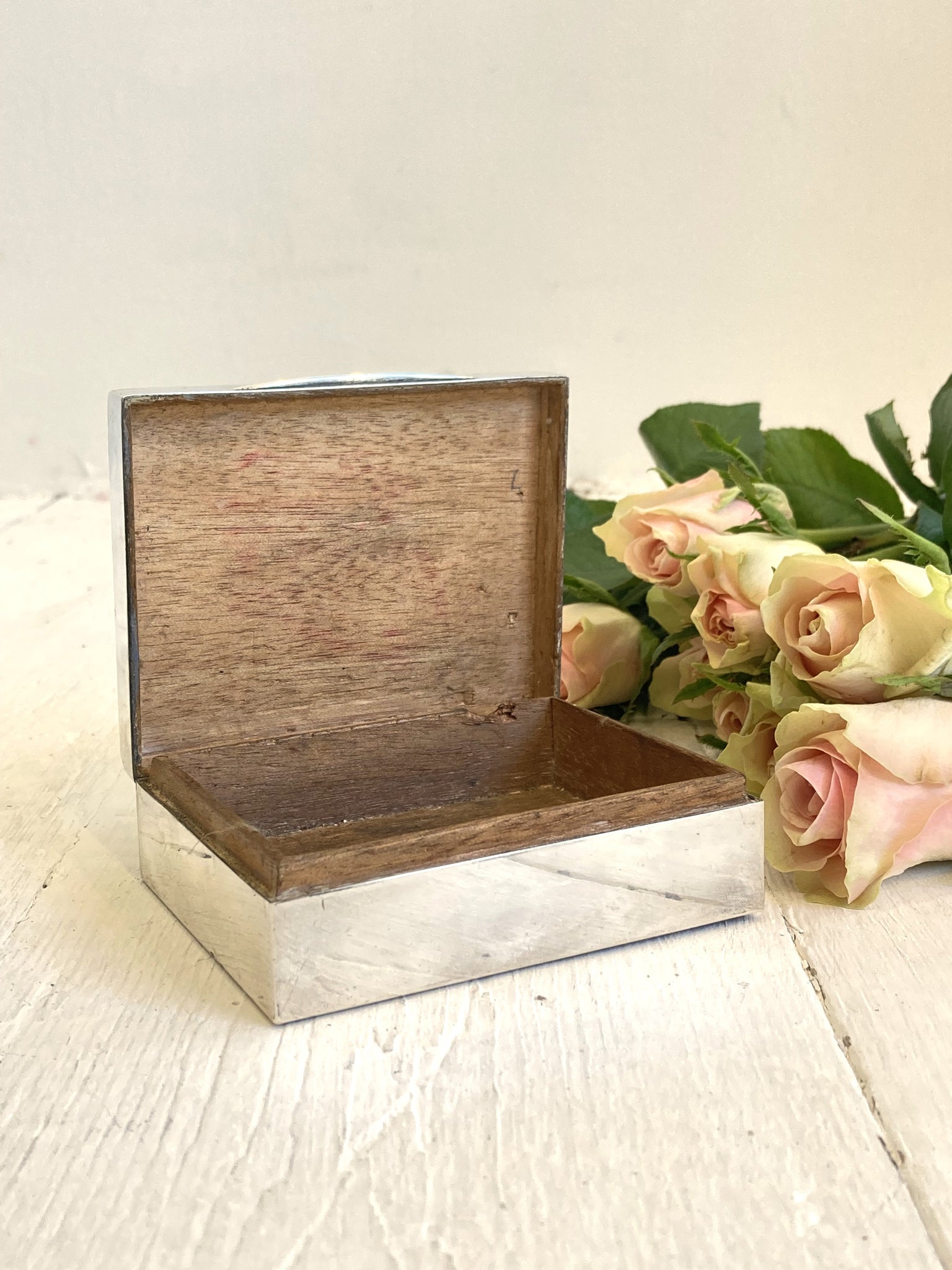 German 800 silver cigarette box – Belle Epoque